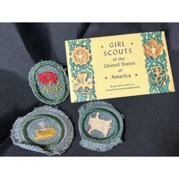 Art | 3 Vintage Girl Scout Badges Girl Scout Membership Card Leather ...